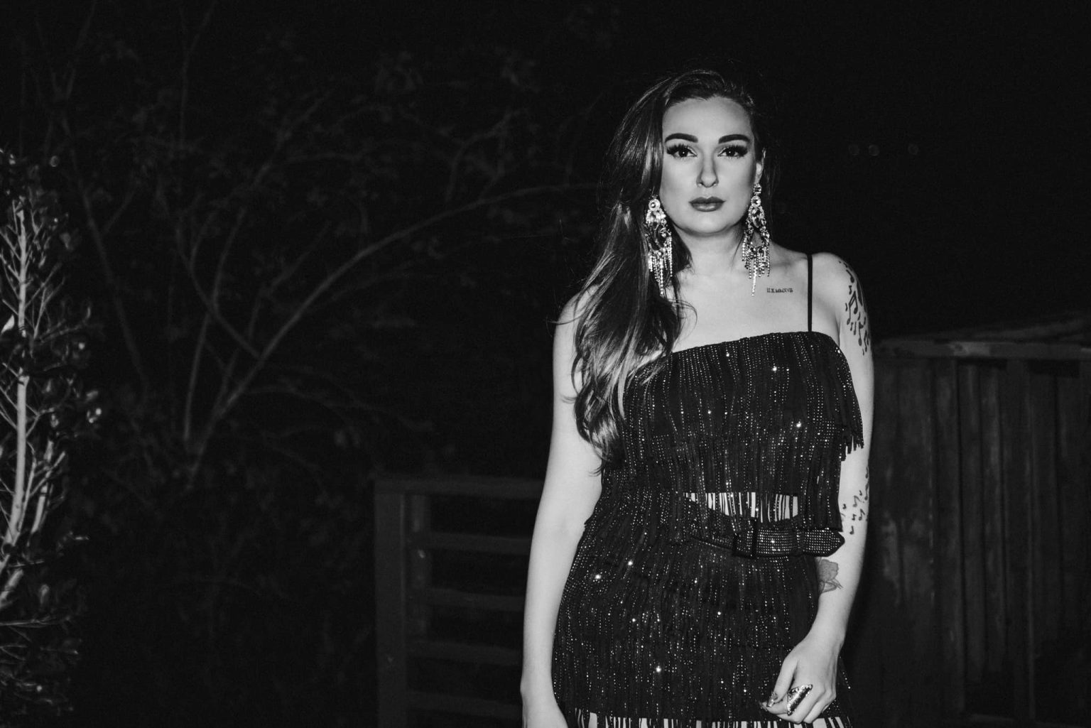 Jacquie Roar - Singer, Songwriter | Book Jacquie Roar