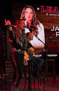 Jacquie Roar - Singer, Songwriter | Book Jacquie Roar